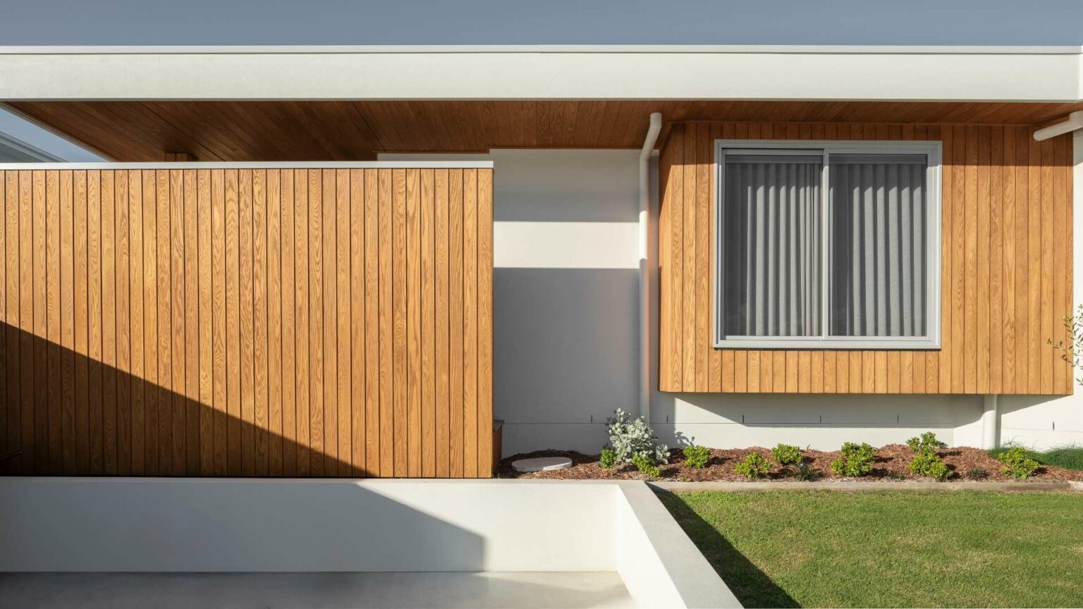 Introducing Glacial Oak and IronOak by ASH | Bowens